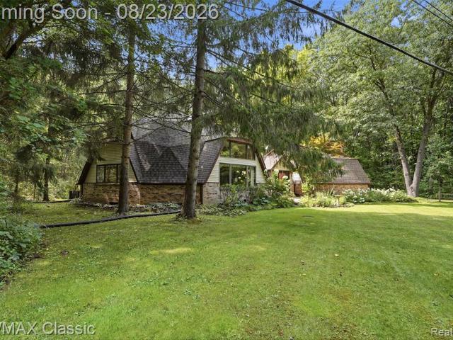 5109 Harvey Lake Road