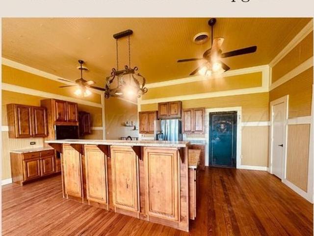 5100 County Road V, Stratford, TX 79084