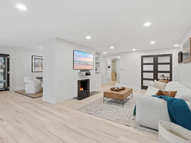 5100 France Avenue S # 102