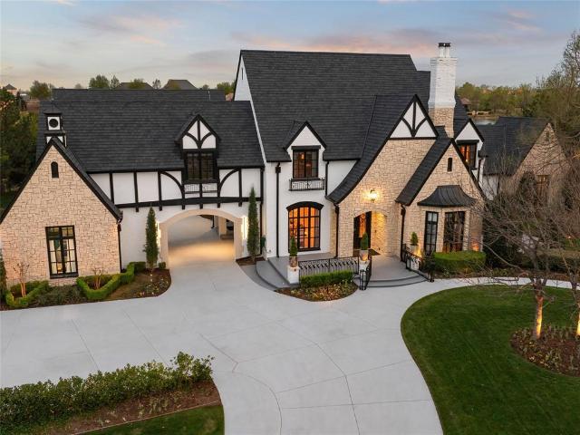 5100 Wisteria Drive