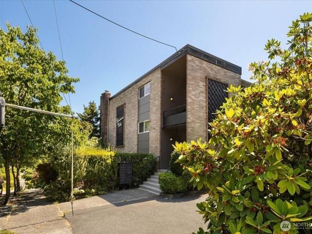 5101 NE 55th St Apt 103, Seattle, WA 98105