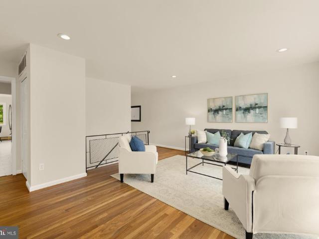 5101 Brentford Drive