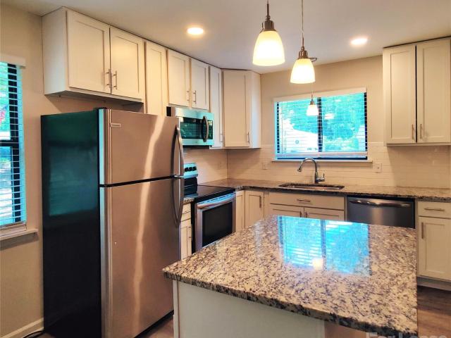 5101 Glenview Court