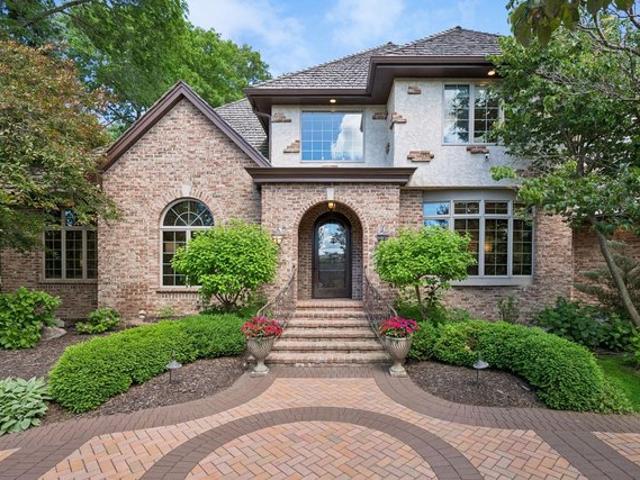 5101 Green Farms Rd, Edina, MN 55436
