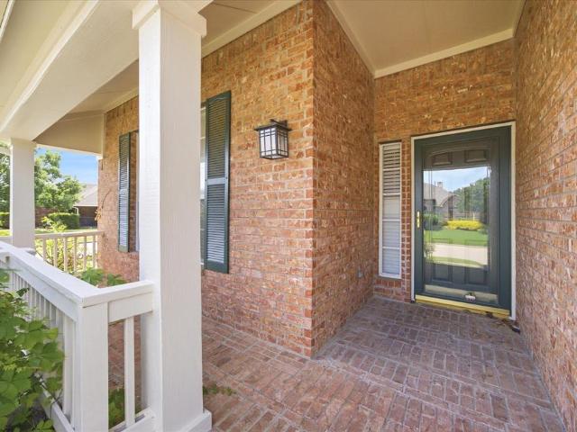 5101 Stonecrest Drive