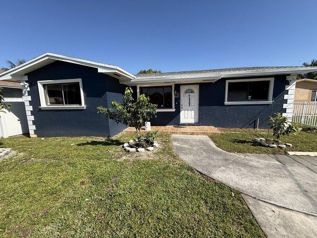 5101 SW 24th St, West Park, FL 33023