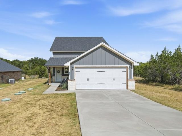 5101 Santa Fe St, Granbury, TX 76048