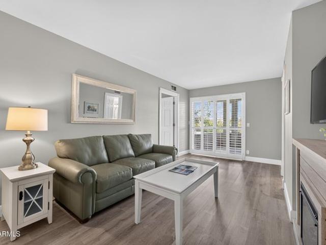 5102 N 31st Pl Unit 433, Phoenix, AZ 85016