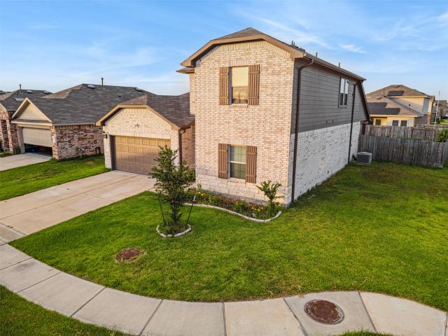 5102 Hedgerose Lane