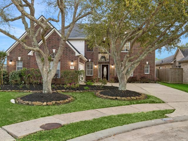 5102 Hidden Brook Ln