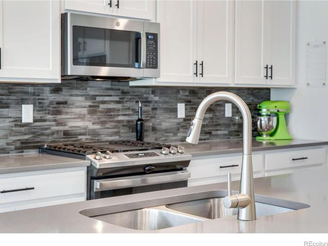 5103 Preserve Place