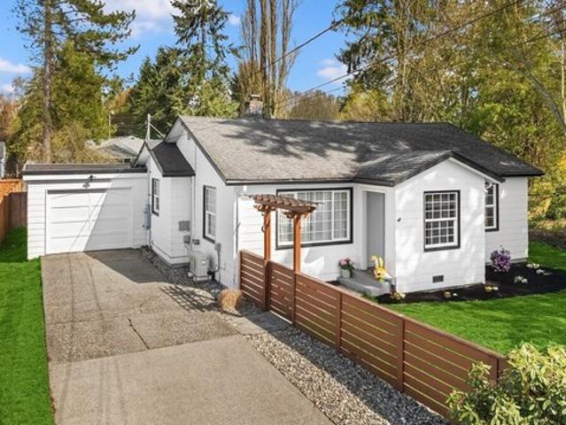 510 10th St, Snohomish, WA 98290