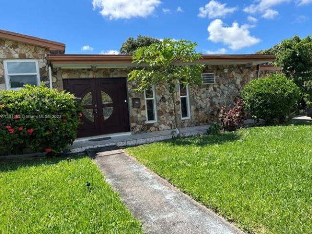 510 180th Dr NE, North Miami Beach, FL 33162