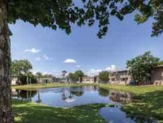 $510 / 1br 520ft² Get a discount when you sign a longer lease on select apartments! Old Baymeadows Rd & Southside Blvd