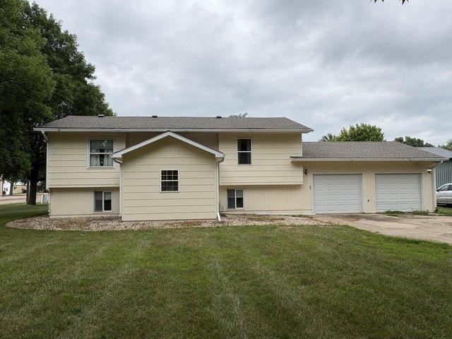 510 4th St, Alexandria, SD 57311