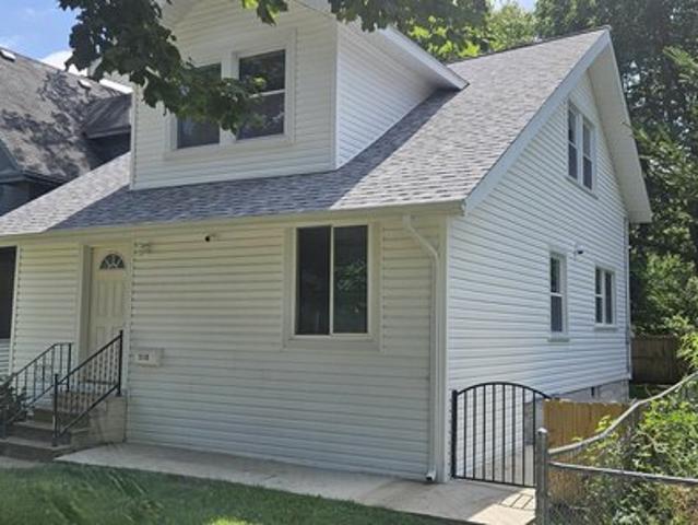 510 Courtland St, Waterloo, IA 50703
