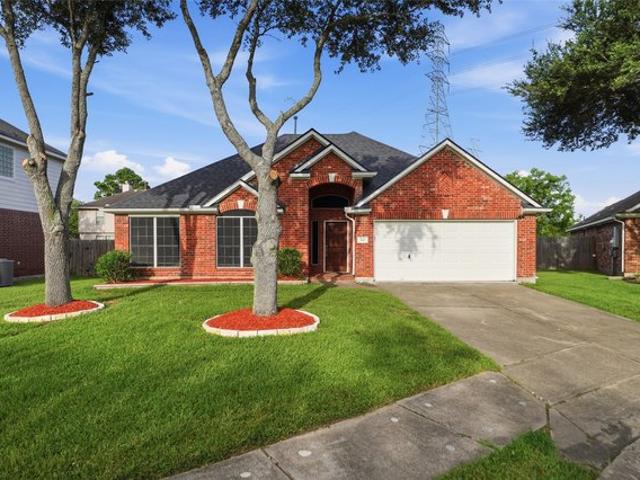 510 Cedar Point Dr, League City, TX 77573