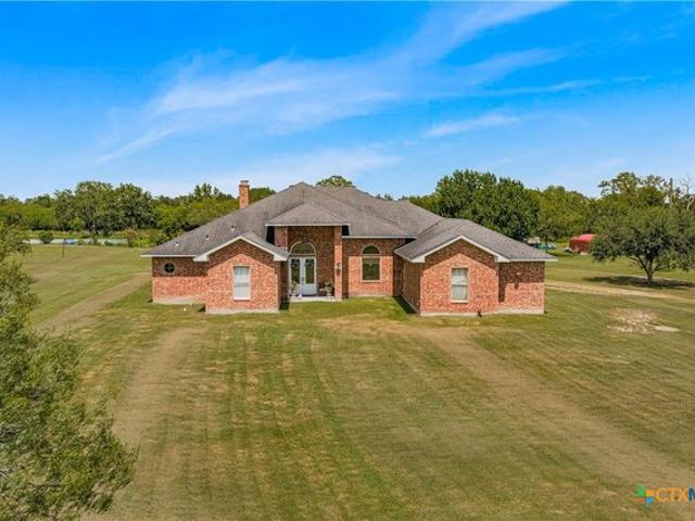 510 Chaparral Dr, Victoria, TX 77905