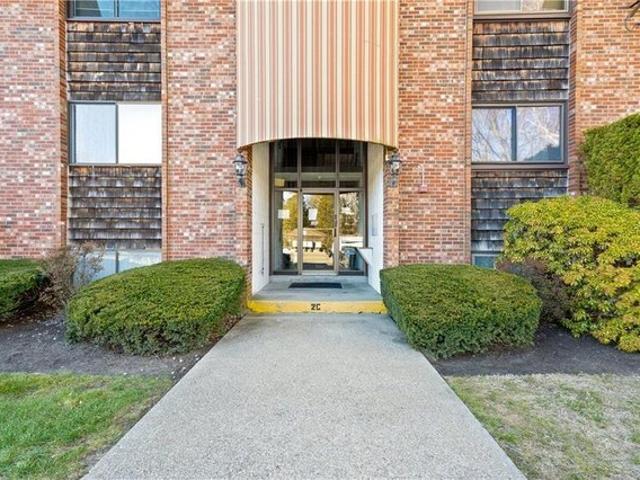 510 Child St Apt 201C, Warren, RI 02885