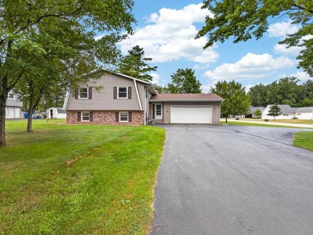 510 Aubin St, Peshtigo, WI 54157