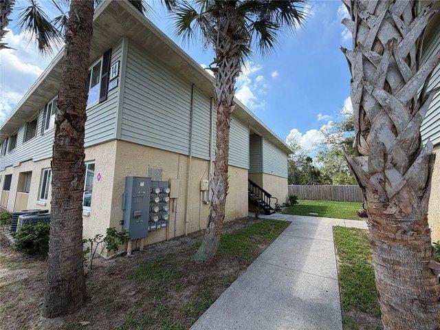 510 Golden Raintree Pl, Brandon, FL 33510