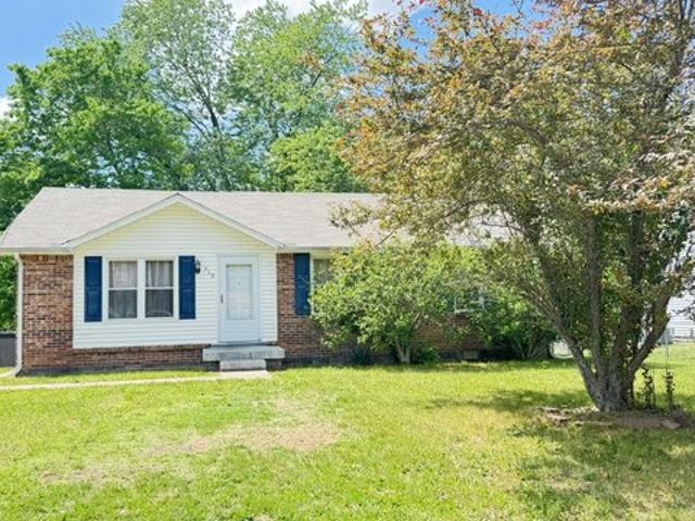 510 Ginkgo Dr, Clarksville, TN 37042