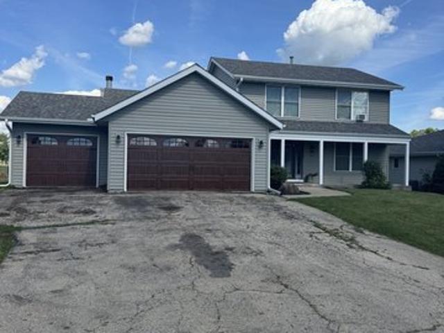 510 David Dr, Winnebago, IL 61088