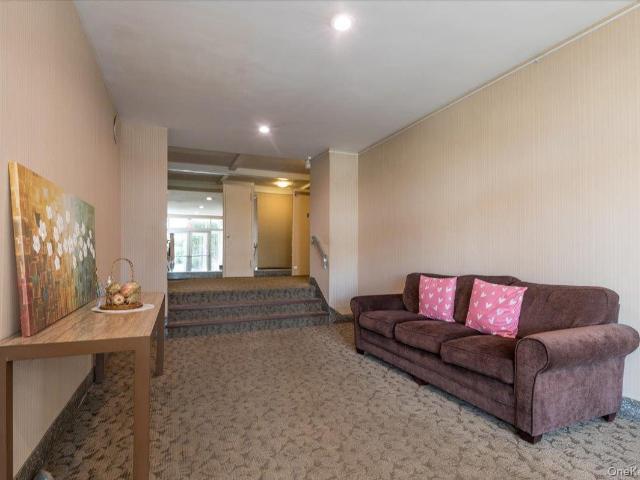 510 Dubois Ave #B1