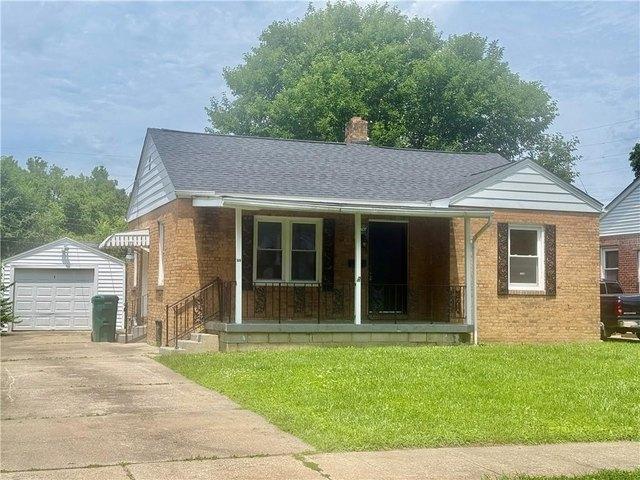510 E Pierson Ave, Decatur, IL 62526