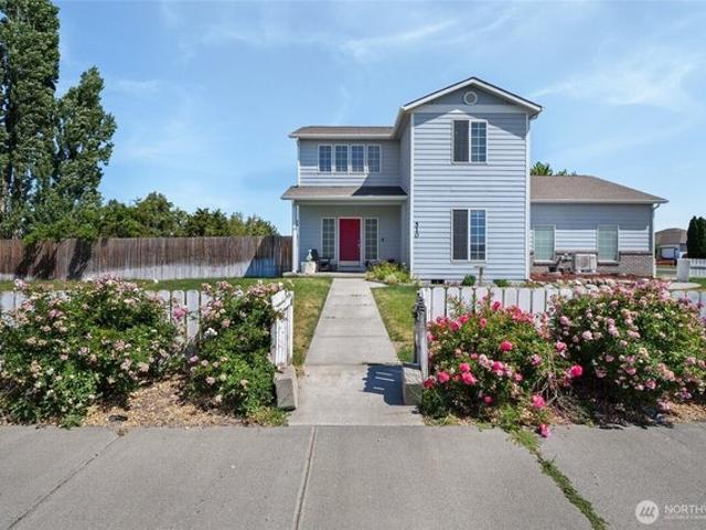 510 E Quintanilla Dr, Moses Lake, WA 98837