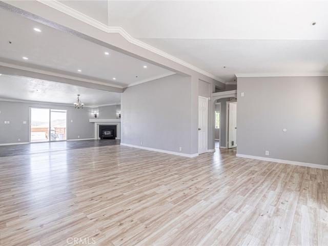 510 E Soledad Pass
