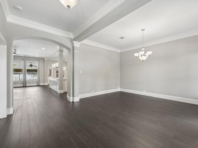510 Floriencia Street