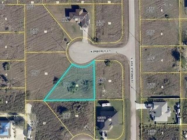 510 Kimberly Ct, Lehigh Acres, FL 33974