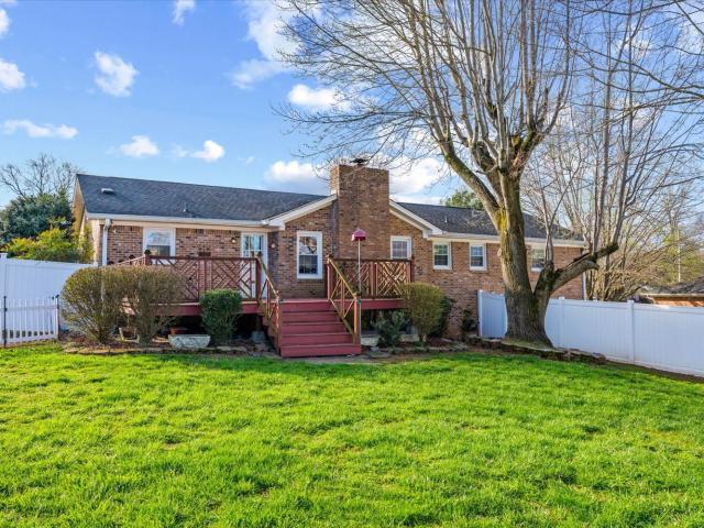 510 Hemingway Dr