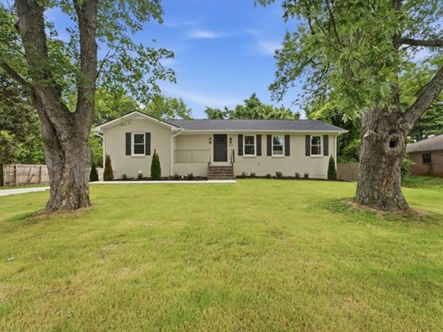 510 Iris Ave, Murfreesboro, TN 37128