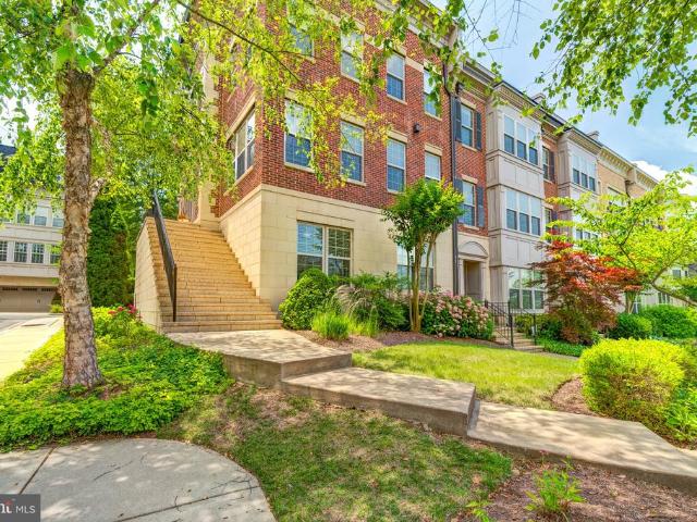 510 Overlook Park Drive # 32