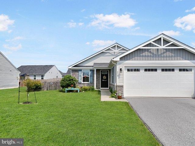 510 Oxford Way, Martinsburg, WV 25405