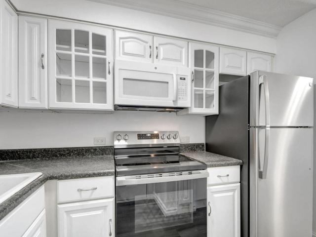510 Lake Shore Dr, Unit 20, Lake Park, FL 33403 | MLS #R11146 | Compass