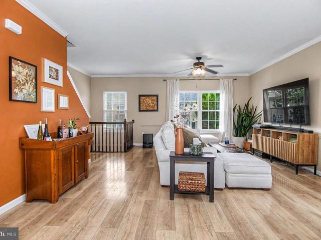 510 Lilac Terrace NE