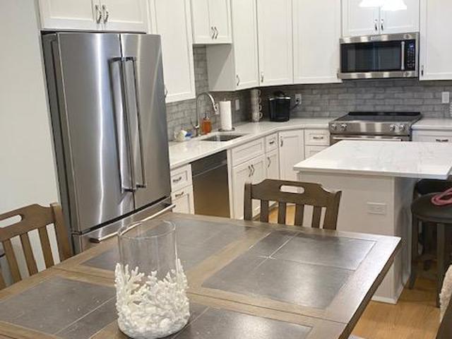 510 N Bay Avenue # 206