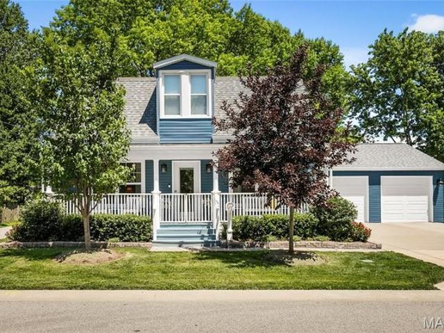 510 N Cherry St, O'Fallon, IL 62269