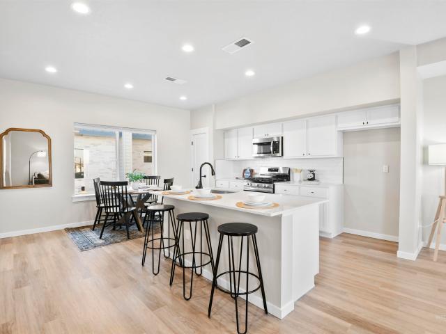 510 N Lucy Lane