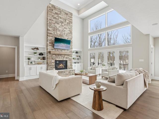 510 Newcomen Road # F1P