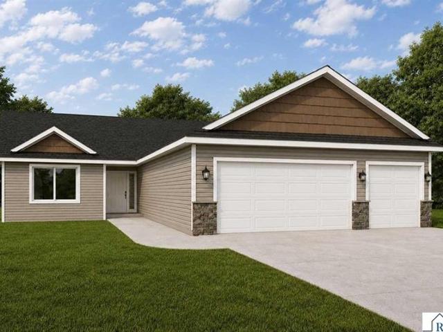 510 NW 7th St, New Richland, MN 56072
