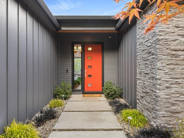 510 S 19TH PL