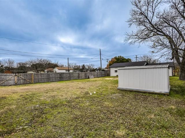 510 S Church St, Ferris, TX 75125 | MLS #21138