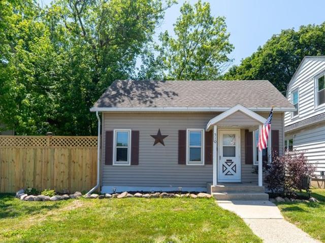 510 S Franklin St, Janesville, WI 53548