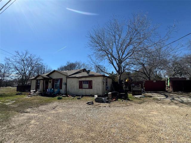 510 S Pecan St, Bells, TX 75414 | MLS #21188 | Compass