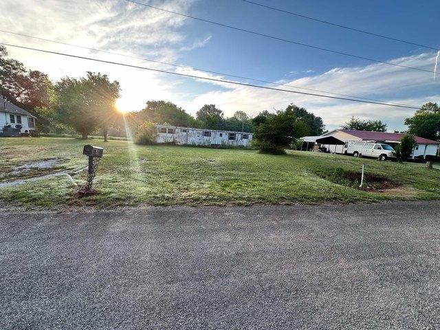 510 Smith Ln, Tuscumbia, AL 35674