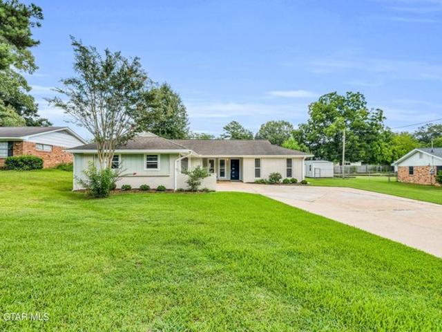 510 Spruce Ln, Starkville, MS 39759